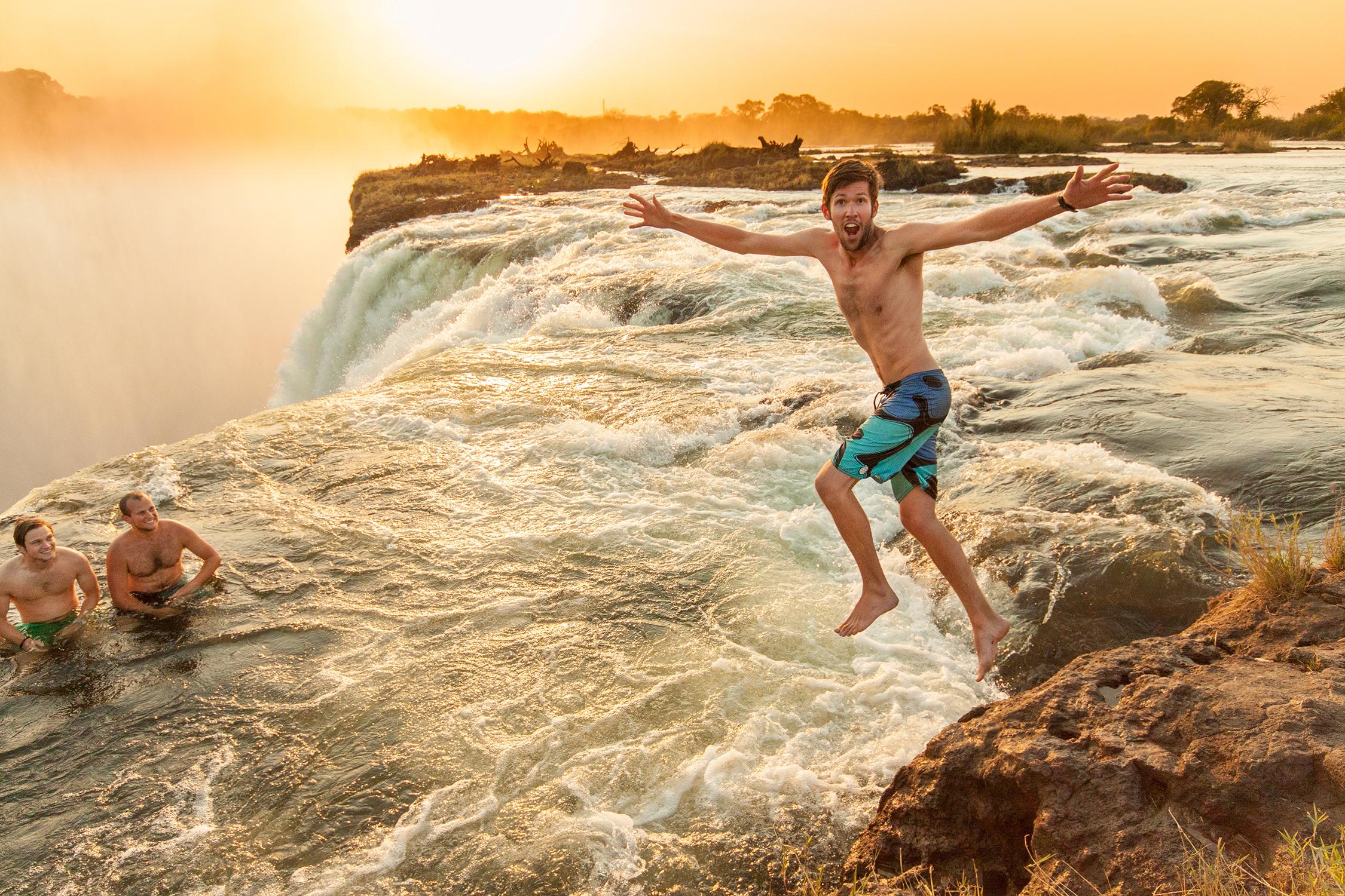 Devil’s Pool – Victoria Falls Expeditions