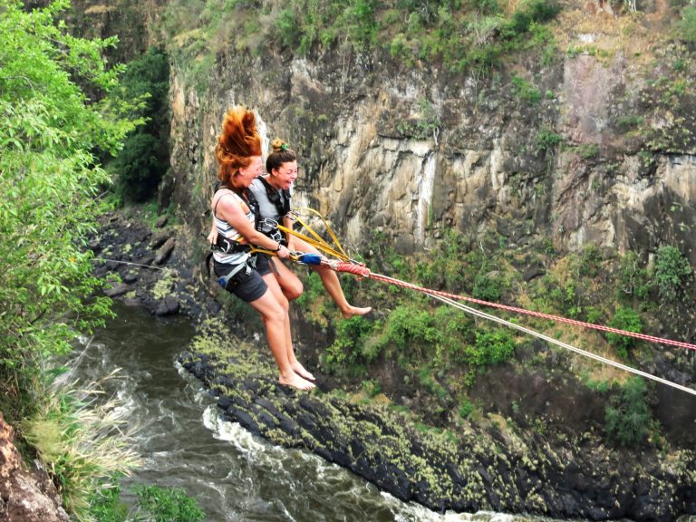 Zambezi River Gorge Swing – Victoria Falls Expeditions